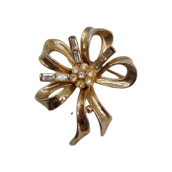 Coro | Jewelry | Coro Clear Glass Rhinestones Flower Gold Tone Pin ...
